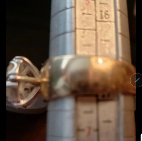 Zales | Jewelry | 4k 10 Ct Total Diamond Wt Stamped Inside Ring | Poshmark
